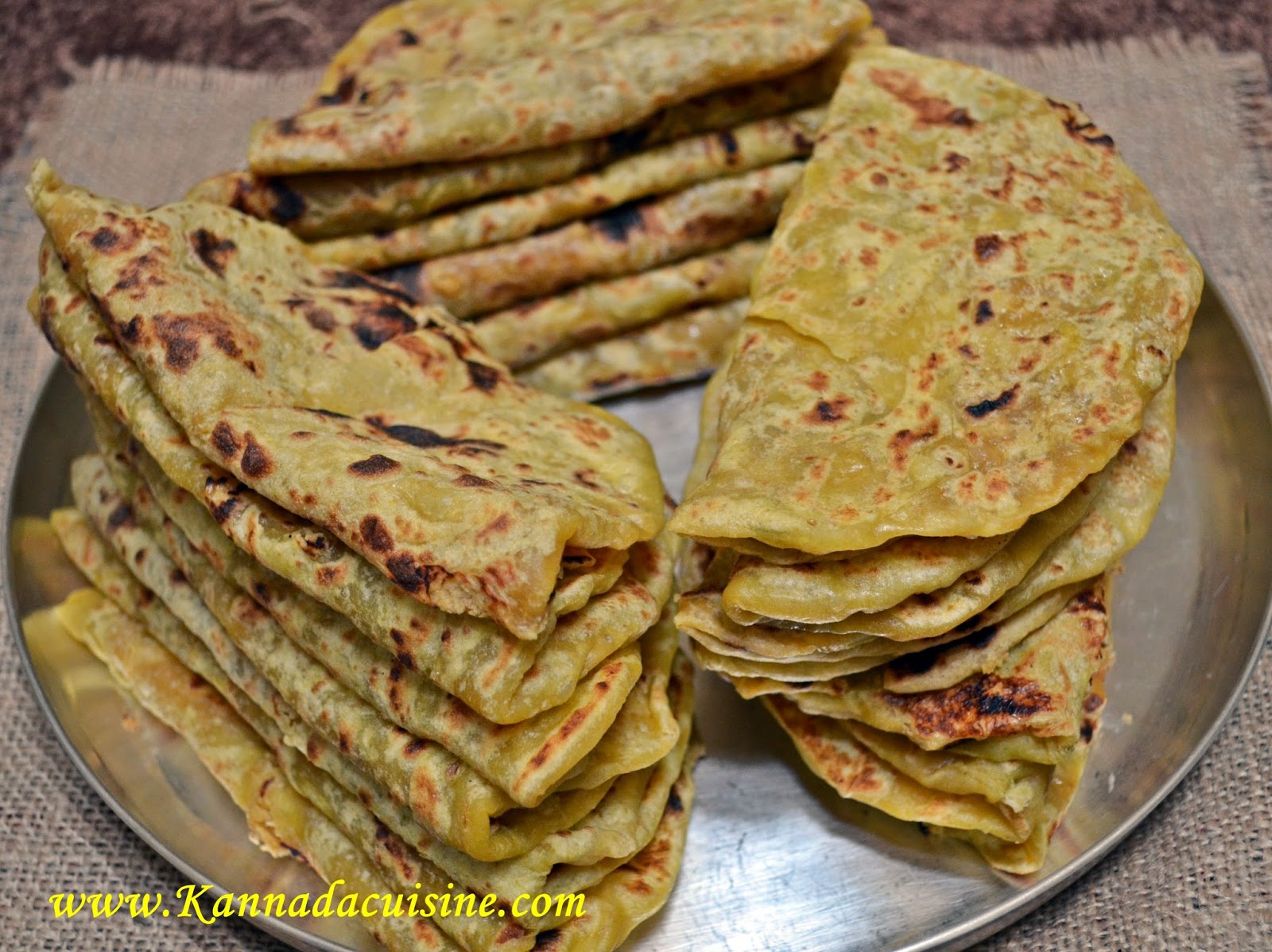 KANNADA CUISINE: Bele Holige / Obbattu