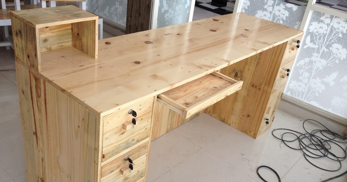 Meja Mini Bar: Meja Kasir kayu pinus Murah minimalis