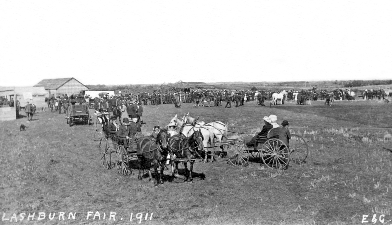 24 Rare Vintage Photographs That Capture Everyday Life in Saskatchewan ...