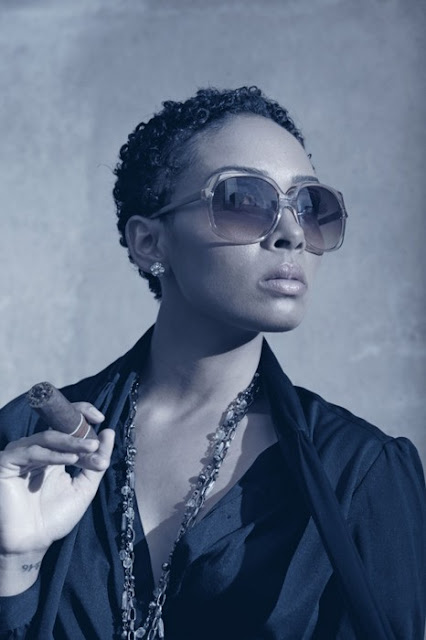 Christa Getting Married: Wedding Photo Friday: Natural Hairstyles