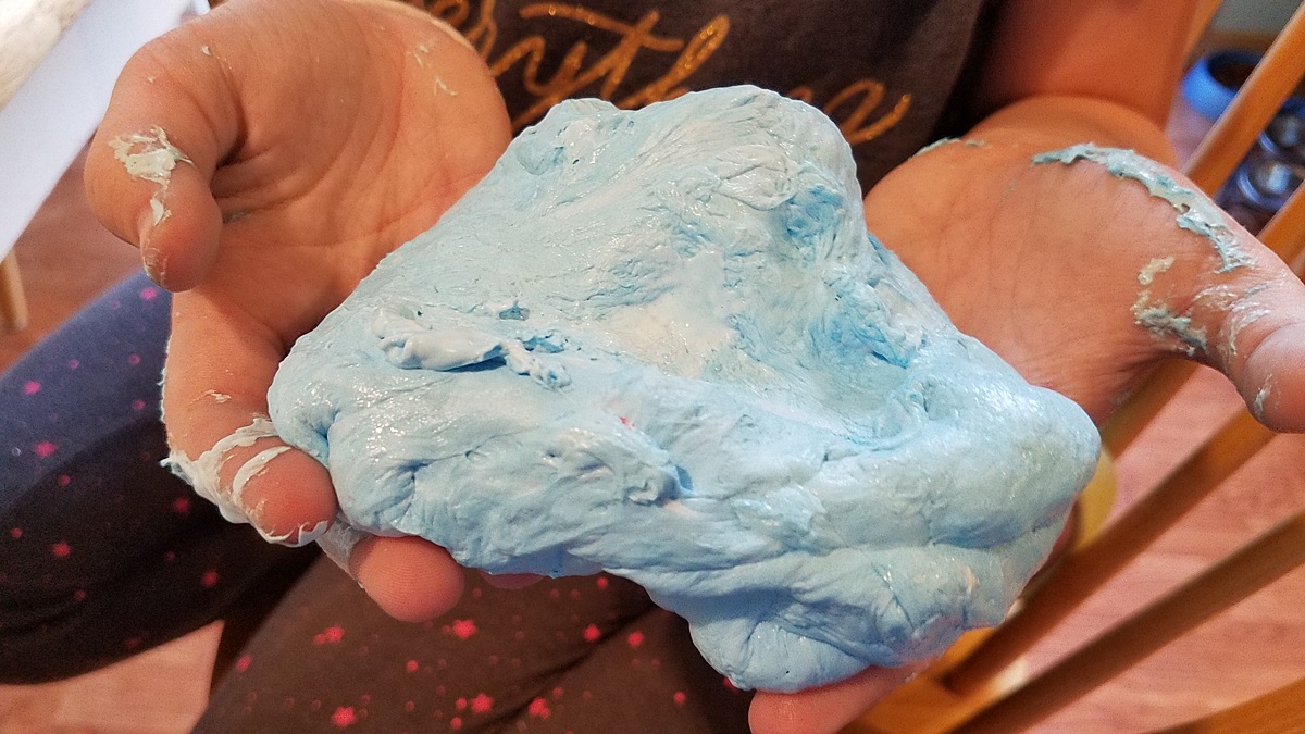 Clever, Crafty, Cookin' Mama: How to Make Fluffy Slime