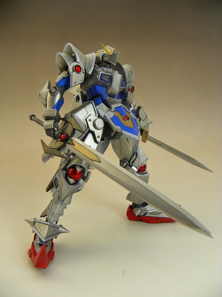 Custom Build: 1/100 Knight Gundam