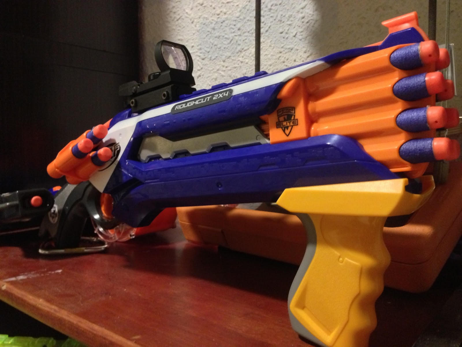 | The Daily Nerf |: N-Strike Elite 2013 - Rough Cut 2x4 Mod.