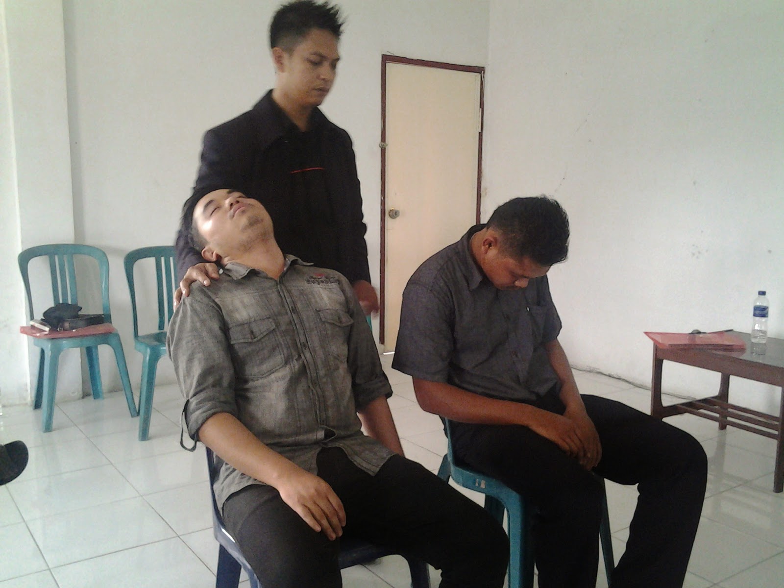 KLINIK HIPNOTERAPI HAPPY PIAN