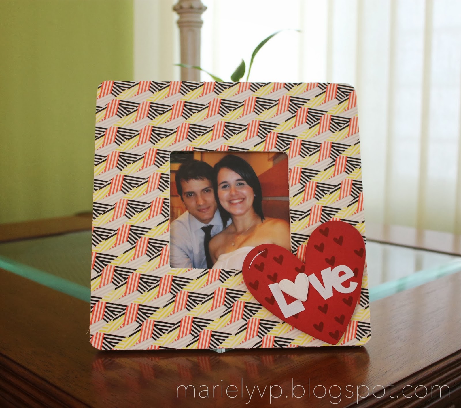 We Read!: DIY: Washi Tape Photo Frame