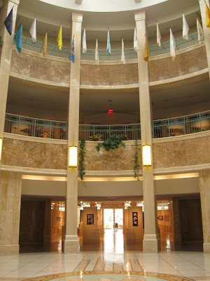 Apt 12 - Santa Fe and the State Capitol