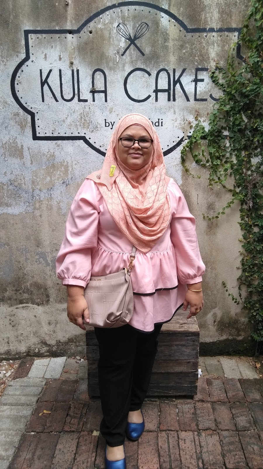 Neeja Shamiza: Kula Cake By Lila Wadi