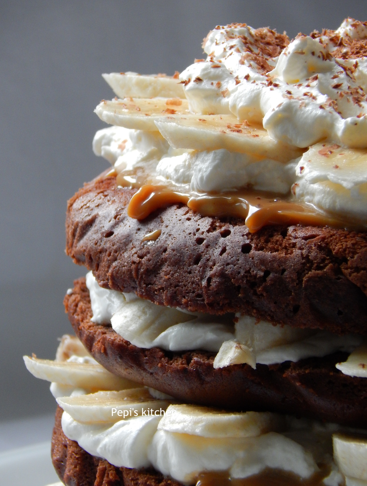 Pepi's kitchen in english: Banoffee Birthday Cake