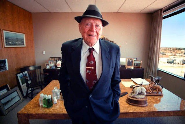 The Deliberate American: How J.R. SimplotMade A FourtuneWhen He Was 14 ...