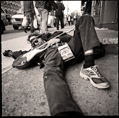 OVEREVERYTHIN: 10) HOMELESS MUSICIANS > EVERYTHIN