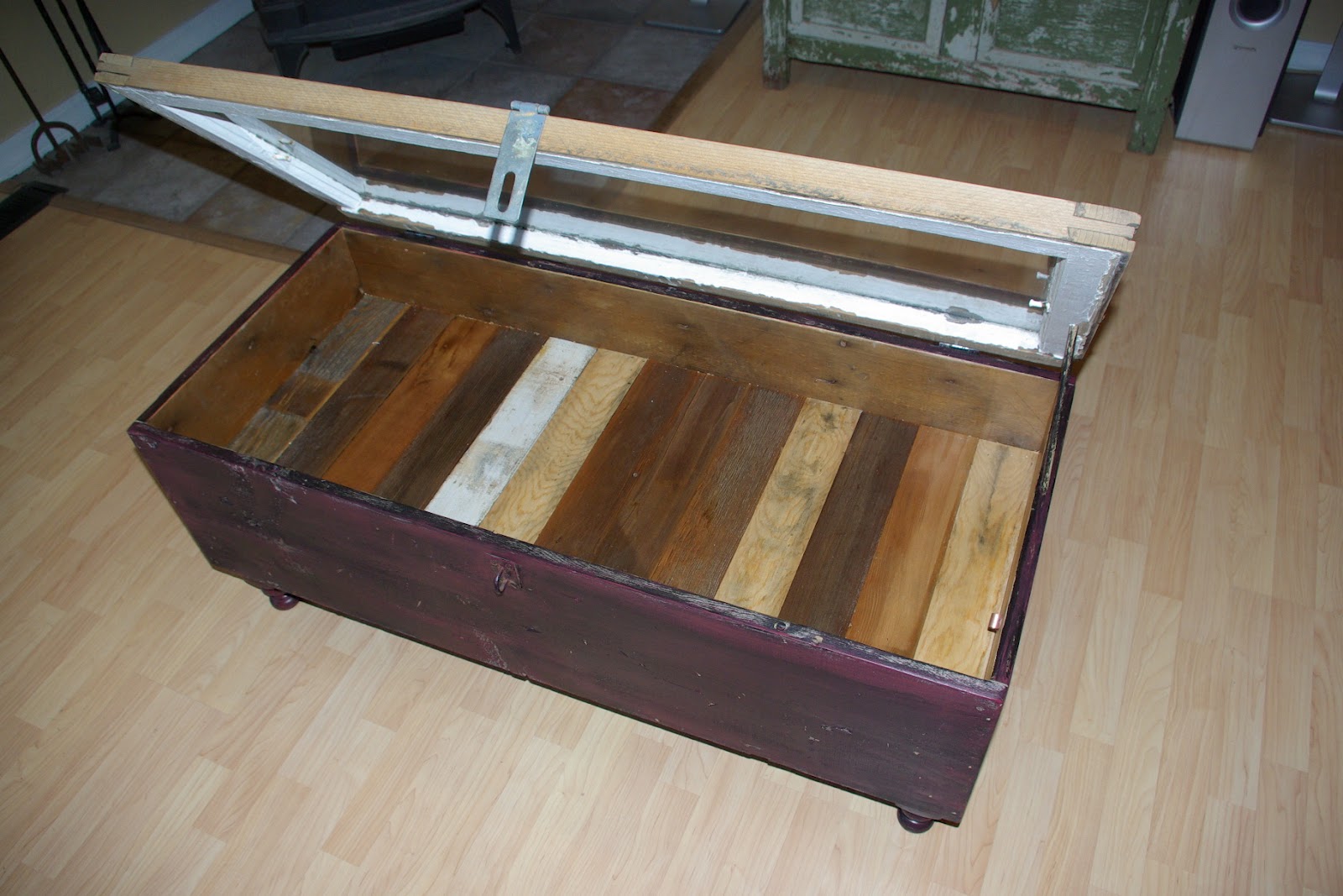 Reclaimed Rustics: Vintage Window Coffee Table