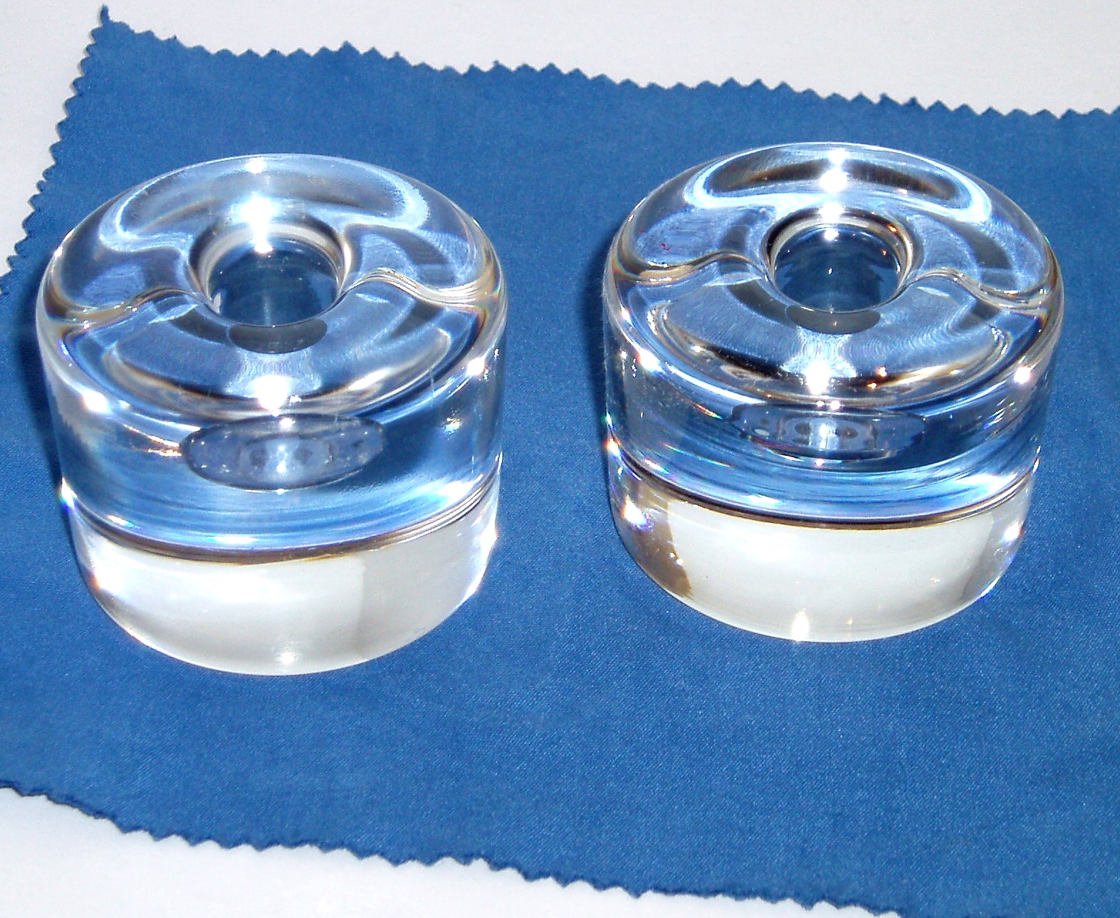 POTTERY-AND-GLASS-ART: Orrefors Crystal Candlestick Holders PUCK Signed