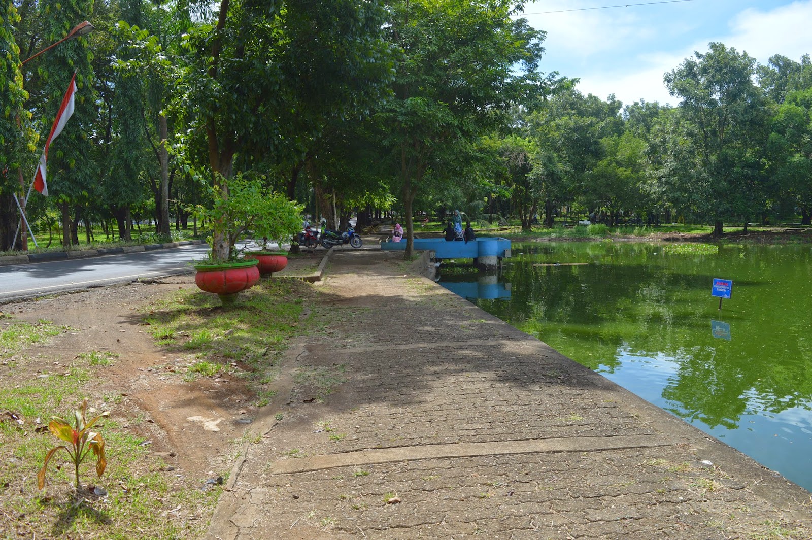mozaik arsitek : Pesona Danau UNHAS