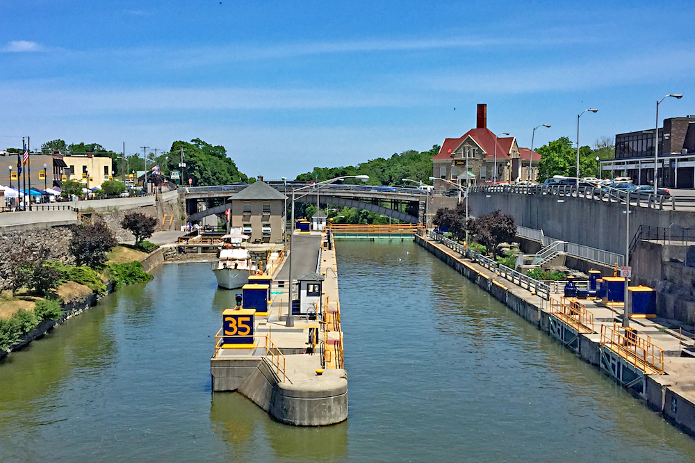 Life in the Slow Lane (The Pearl): June 16 - Lockport Flight of Five
