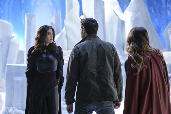 Supergirl 2x17 Review: "Distant Sun" (Darn Daxam Drama) [Contributor ...
