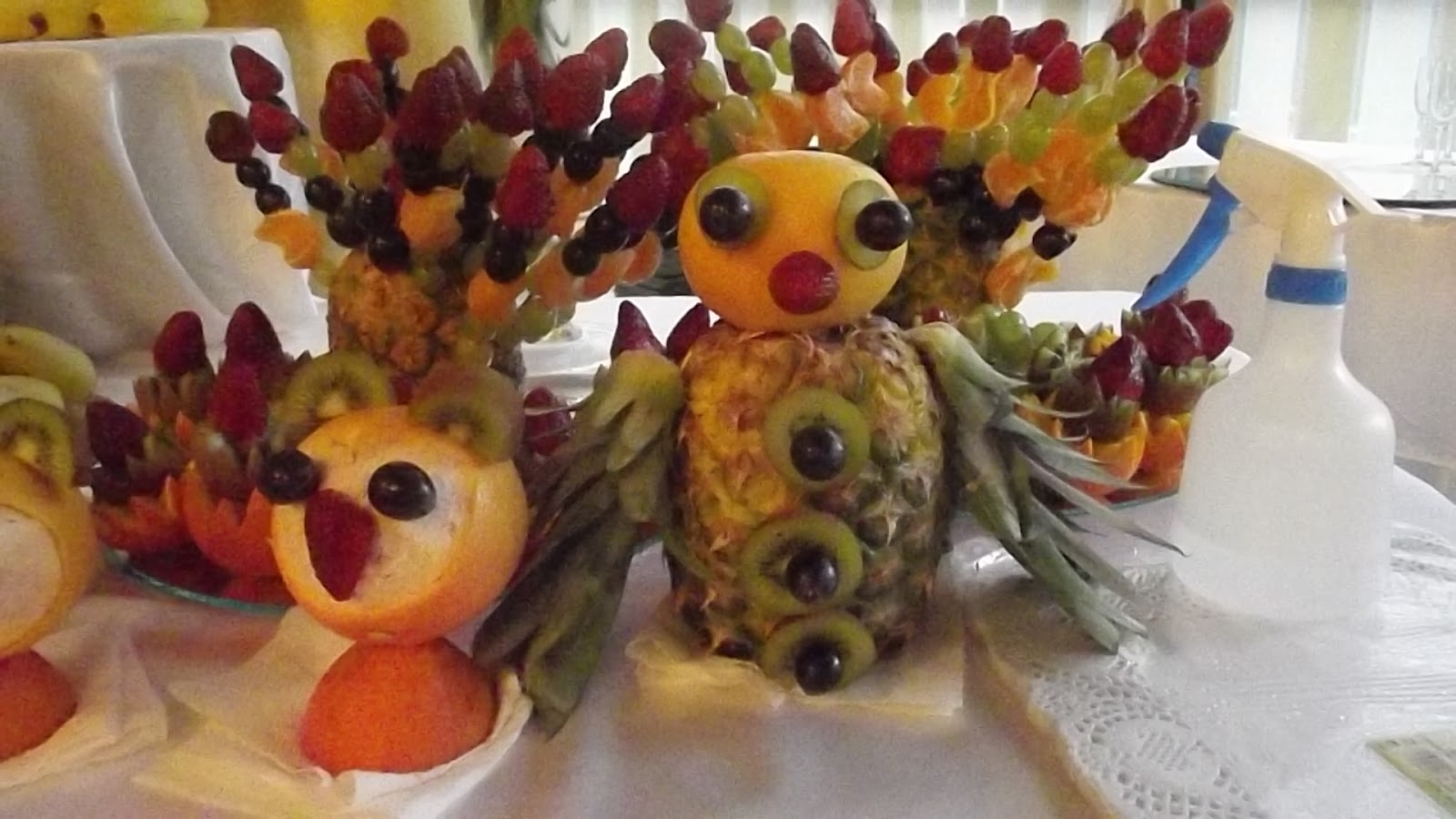 LILIANA FRUIT DECOR: ANIMALUTELE DIN FRUCTE,DELICIU PENTRU BOTEZ