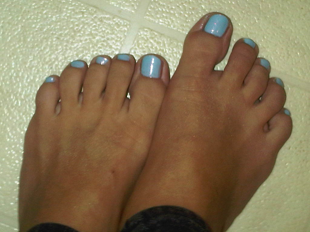 Majnooni Beauty: Creepy Feet : Cinderella