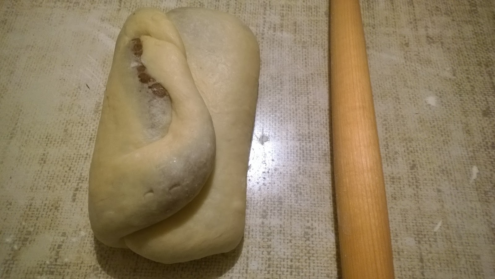 vinotava1: PIPARKŪKU UN CEPTU ĀBOLU BRIOŠI