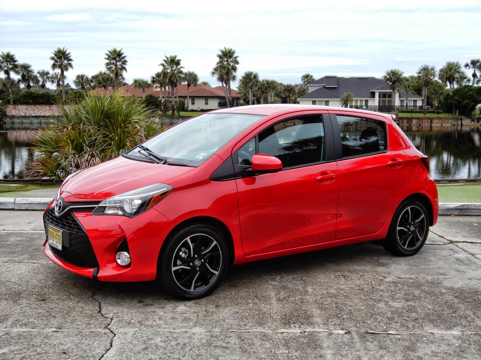 Auto Trends with JeffCars.com: 2015 Toyota Yaris SE Hatchback: Small ...