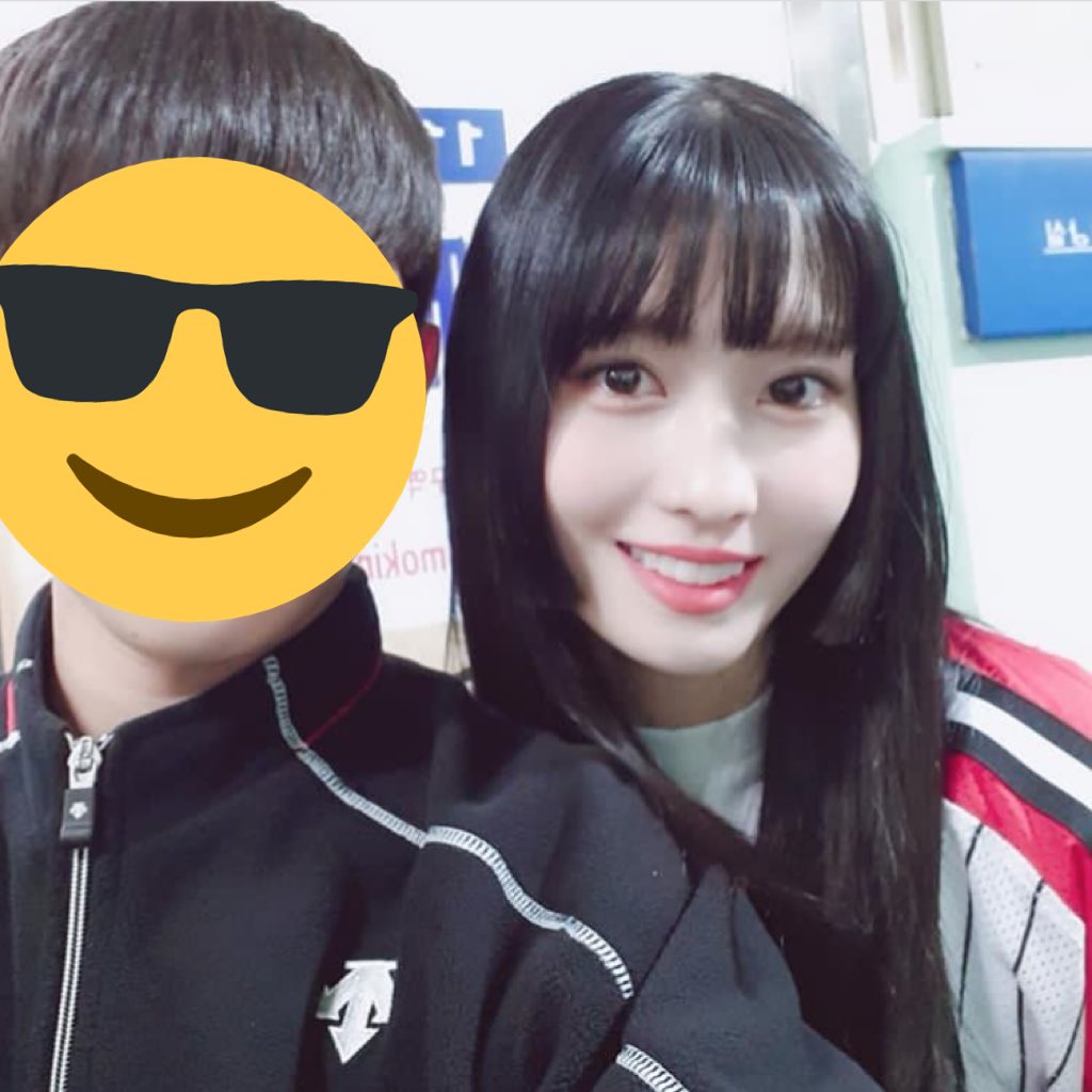 Joe's Twice Photo Blog: 190414 TWICE Momo Baseball game first ball (110 ...