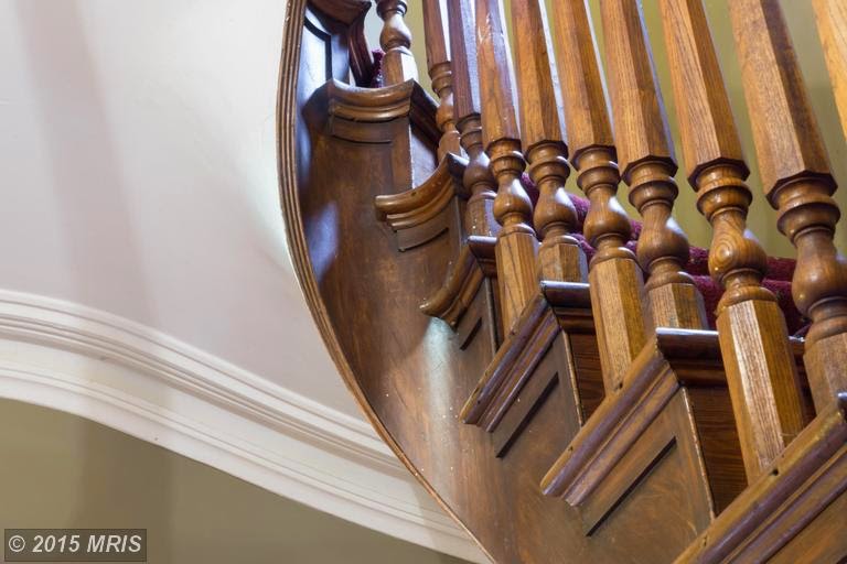 TwistedHandrails.com: Octagon oak balusters