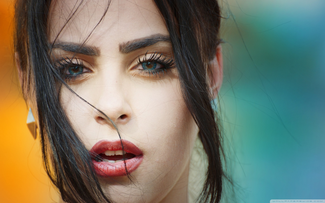 Wallpapers Hd Desktop Stunning Hd Hot Girls Wallpaper