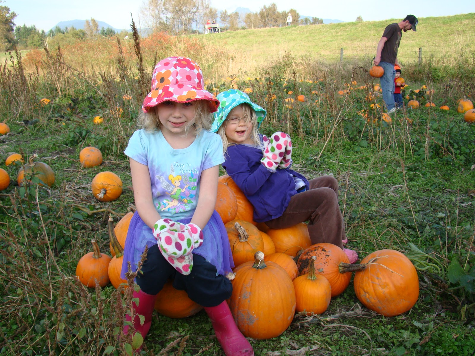 The Glass Character: Pumpkin Patch Kids
