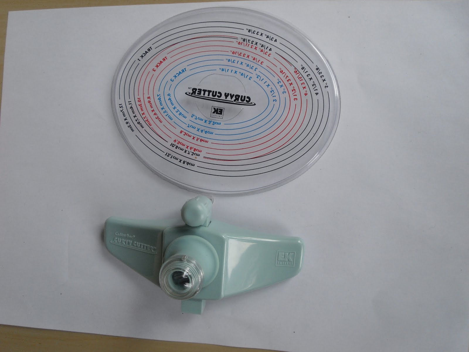 Silvie`s Flohmarkt: 199.EK Curvy Cutter Oval + cutting tool