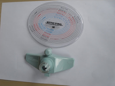 Silvie`s Flohmarkt: 199.EK Curvy Cutter Oval + cutting tool