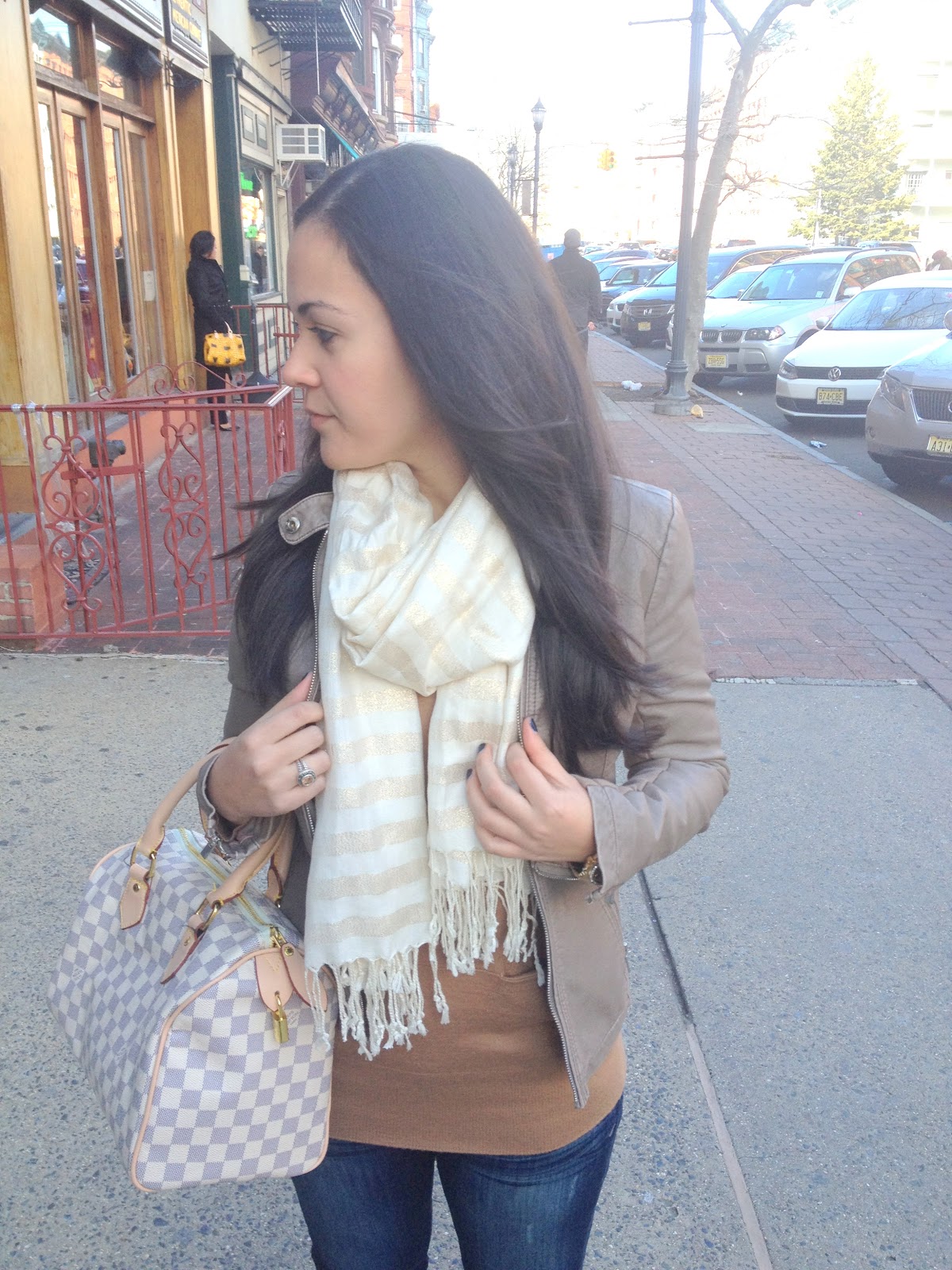 | Pretty Little Things: caramel colors.