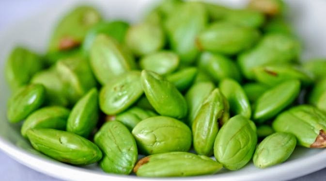 Manfaat petai untuk kesehatan | Berdagang hasil alam Jambi