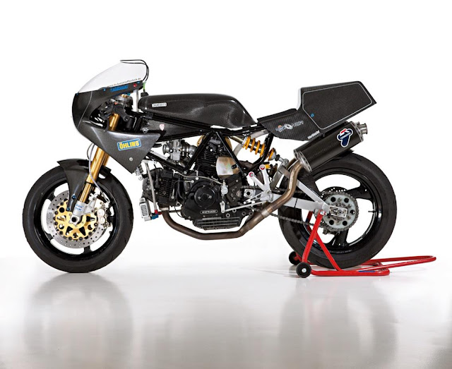 TT2 Carbon - RocketGarage - Cafe Racer Magazine