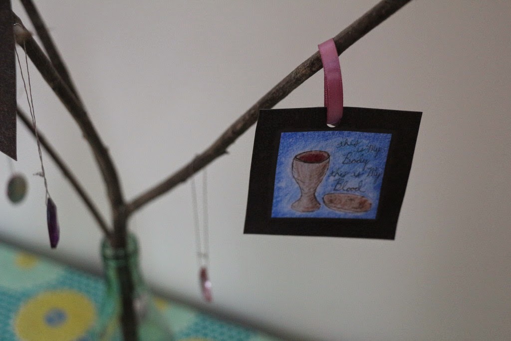 The Do-It-Yourself Mom: DIY Jesus Tree