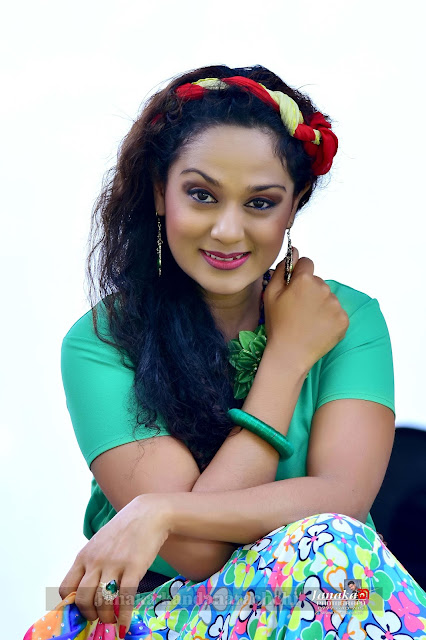 Nilanthi Dias Hot and sexy Photo Shoot