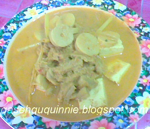 qasehqu quinnie: Gulai lemak rebung dan perut