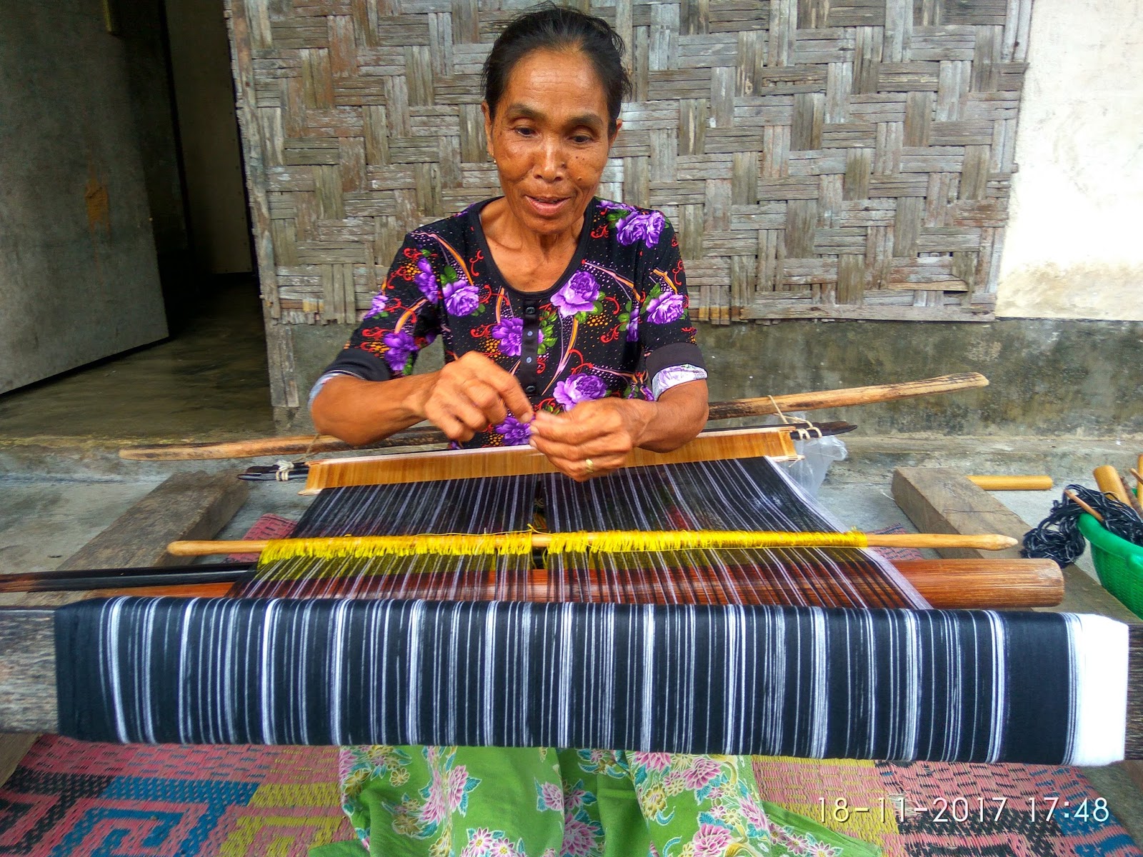 Kerajinan Tenun Tradisional Dusun Tolot-Tolot