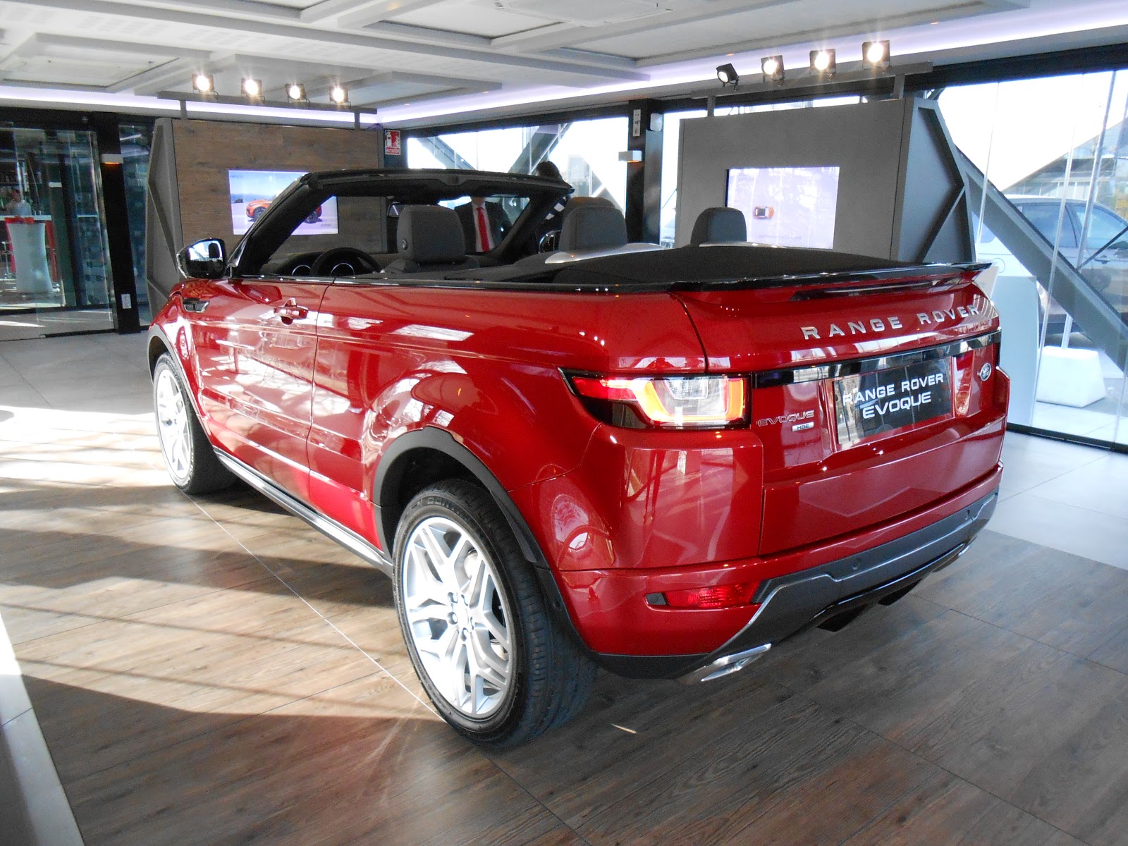 PuntoKilométrico: Presentación: Land Rover Range Rover Evoque ...