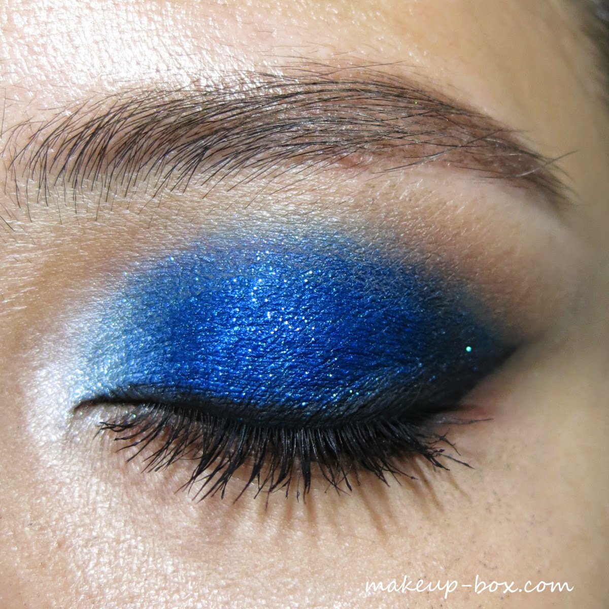 The Makeup Box: Sparkly Cobalt Blue Eye - with and without Freshlook ...