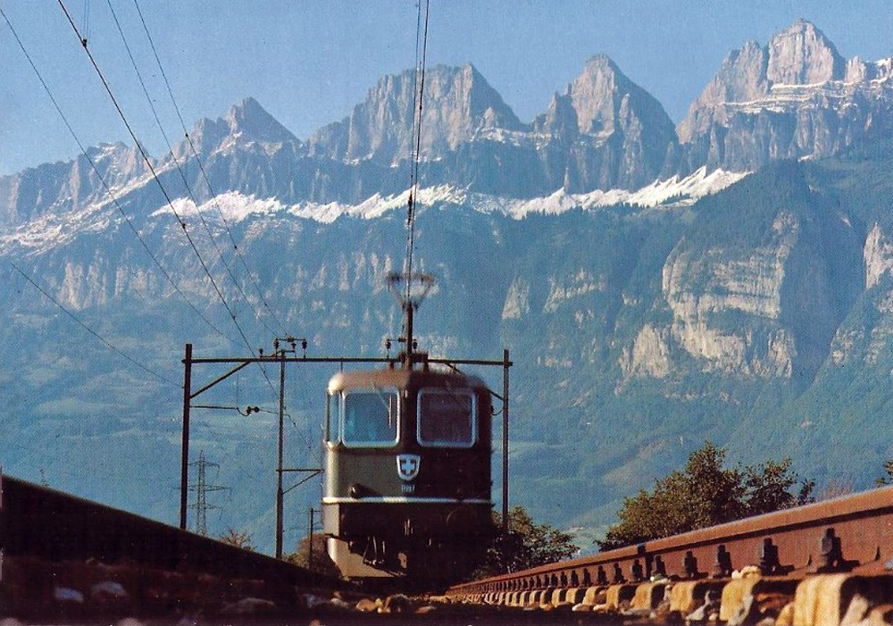 transpress nz: classic Swiss Federal Railways scene of the 1970s