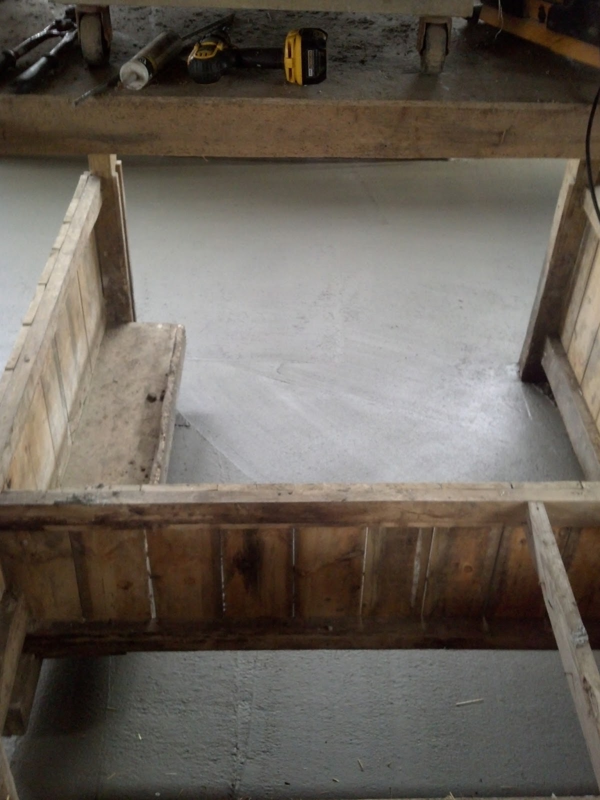 Conser Run Report: Barn wall repair, concreting pig pens, legacy update!