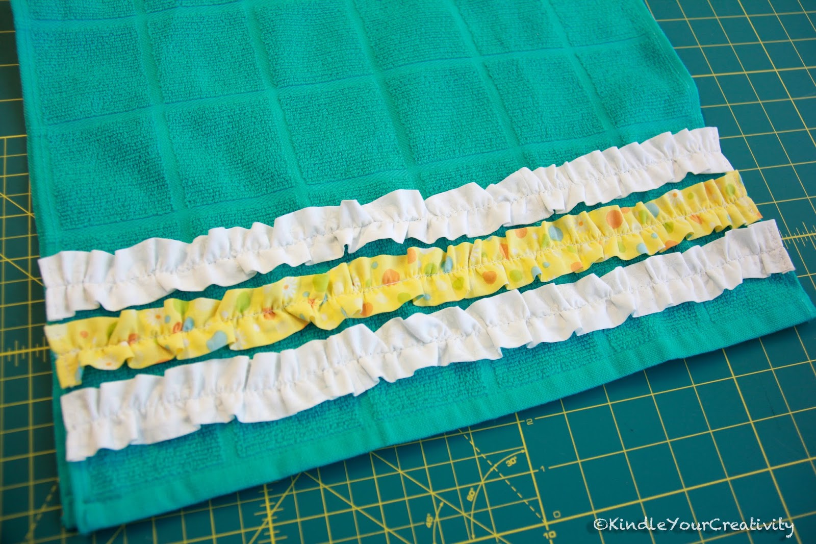 Kindle Your Creativity: 3 Easy Ways to Decorate Kitchen Towels