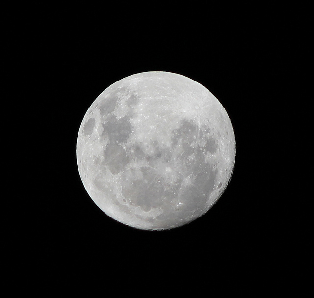 Clandestino's: Lua cheia, fica doida, lua cheia vamos namorar...