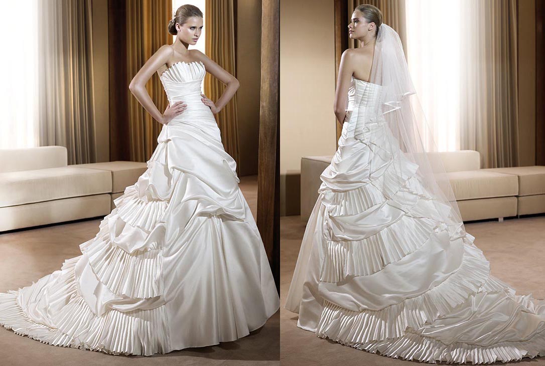 MODA GELİNLİK EVİ: Gelinlikler