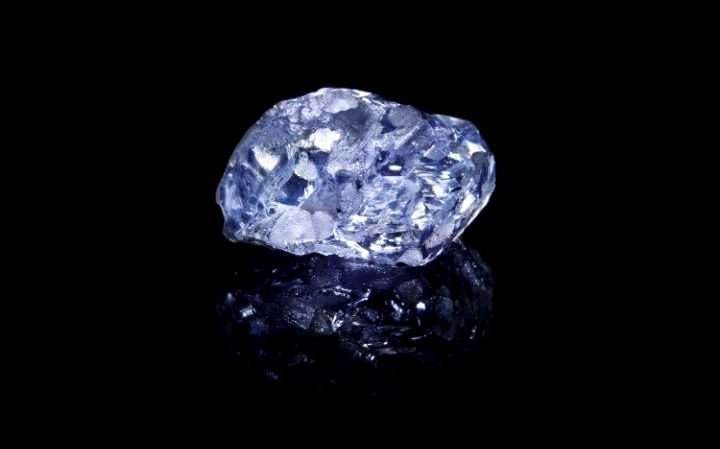 ‘Impossibly Rare’ The Largest Violet Diamond Ever Found - Geology In