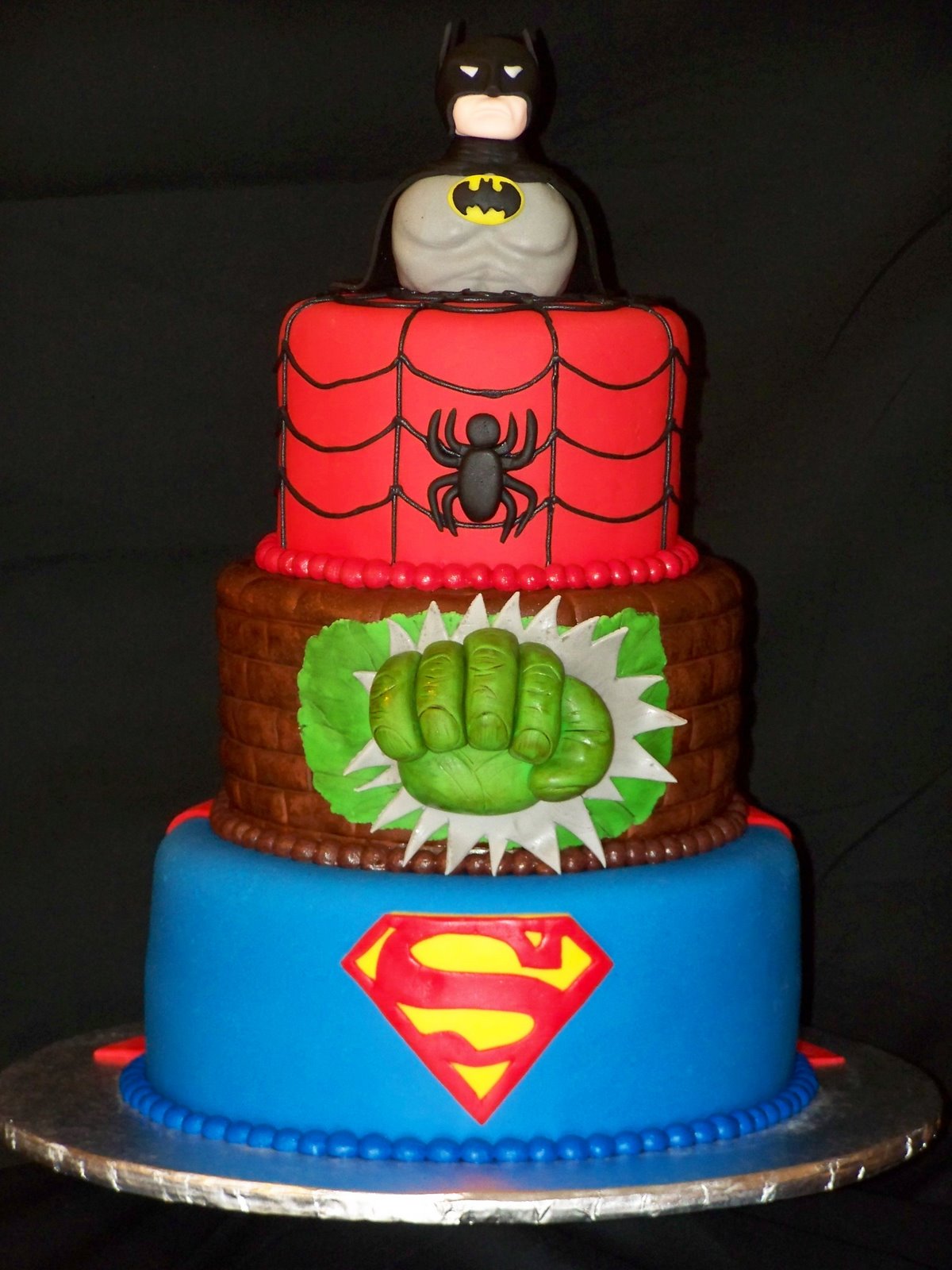 Cakes by Kristen H.: Superhero Cake!