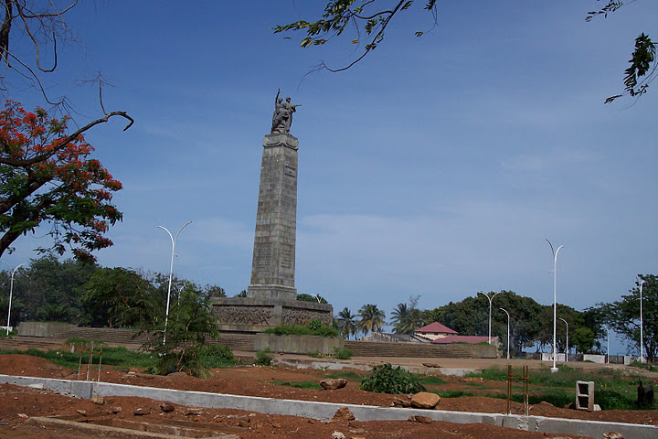 COAGUINES.COM: La Guinée et l’impossible retour à une vie politique normale