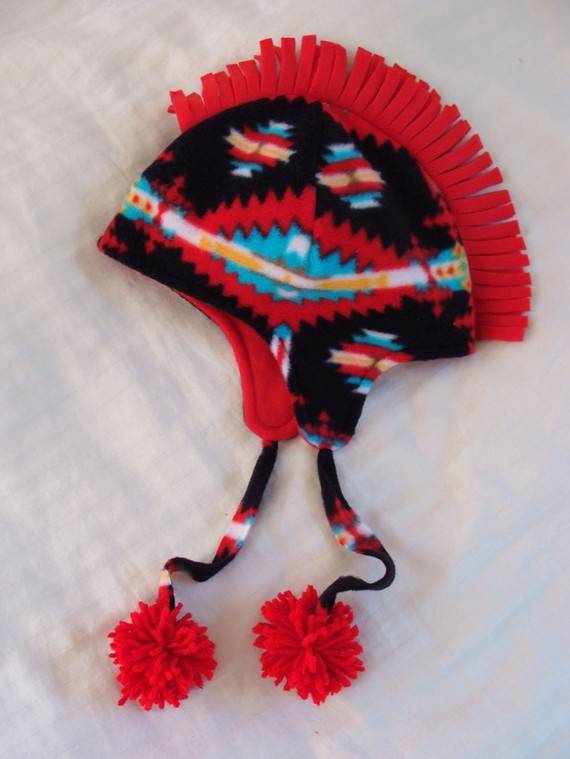 BEYOND BUCKSKIN: Etsy Gift Guide: Red Red Christmas