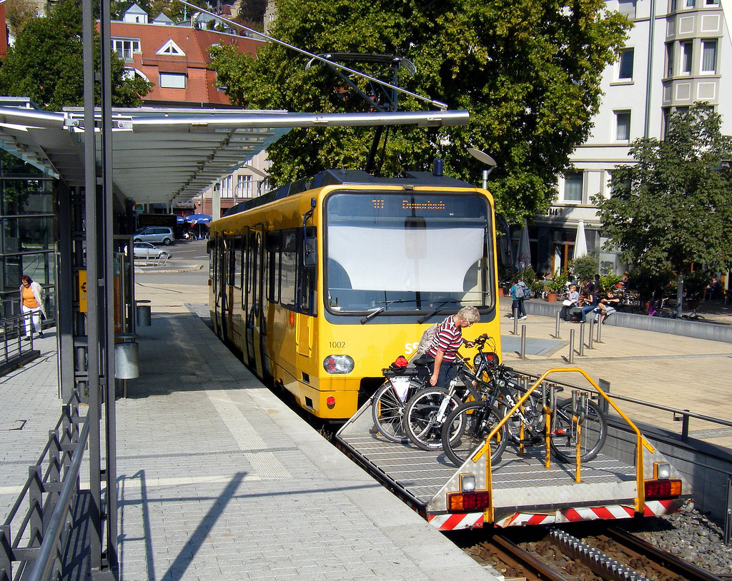 DESIGN AND THE HUMAN FACTOR: Influencing modal shift in transport systems