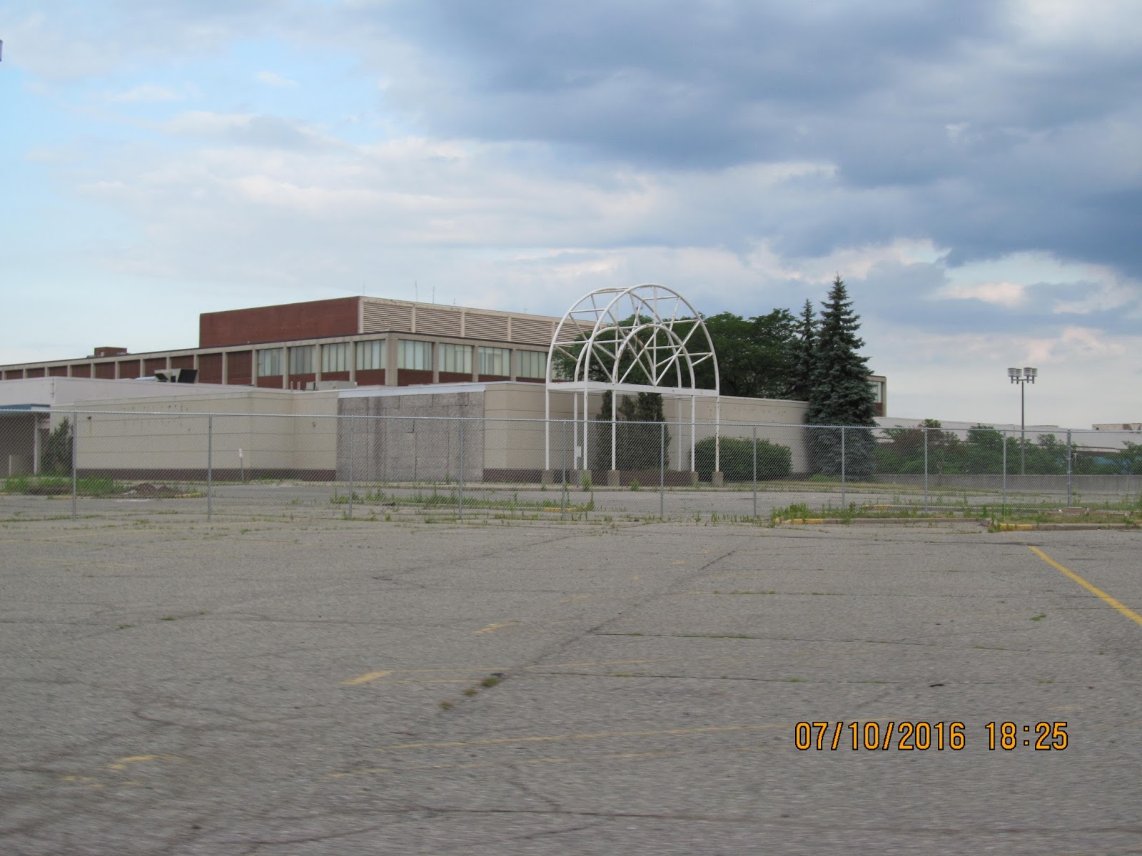 Trip to the Mall: Northland Center- (Southfield, Michigan)