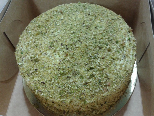 Pink Purple Chic: Pistachio Stardust Cake from Purple Oven